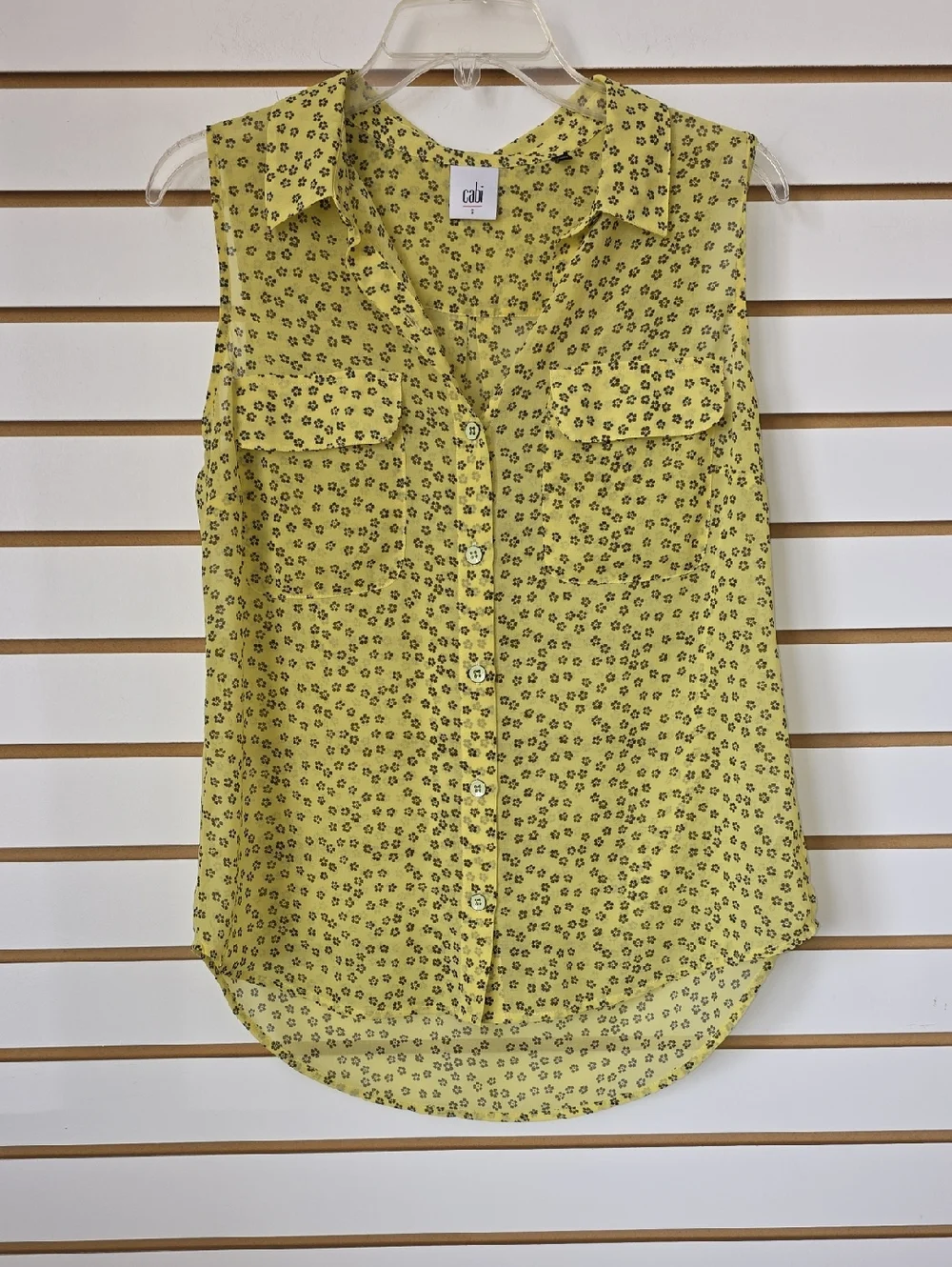 CAbi | Tops | Cabi Sleeveless Buttonfront Blouse With Floral Print ...